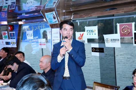 图片报道：相约海上团圆夜 海外华人庆中秋新闻频道中华网
