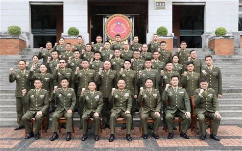 周廣齊主持晉任授階典禮 勉凝聚團隊向心 軍聞 周廣齊主持晉任授階典禮 勉凝聚團隊向心 青年日報