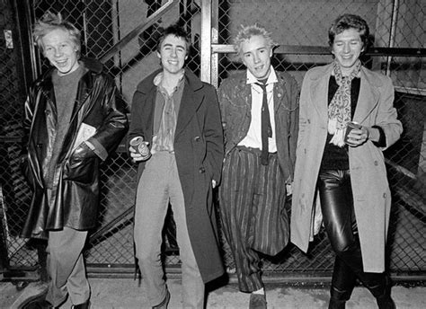Непотопляемый Бывший басист Sex Pistols о нераскрытом потенциале