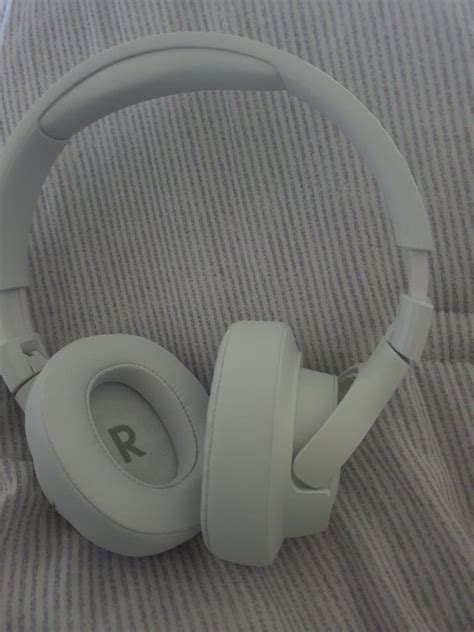 흰 헤드셋 변색 지식in