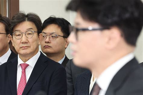 한동훈 조기 등판 가능성에 국힘 내부 부정적