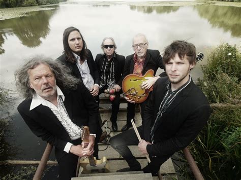 Interview Tumbleweed Meet The Pretty Things The Rockpit
