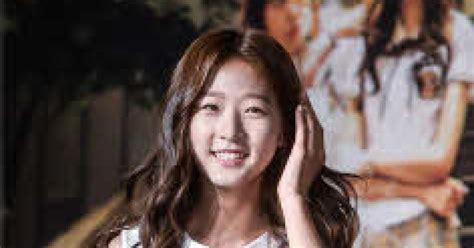 맨홀 김새론 혼자 촬영할 때 정유미 언니 그리워