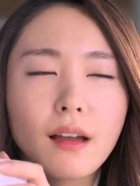 Pin On 美女顔アップsexy