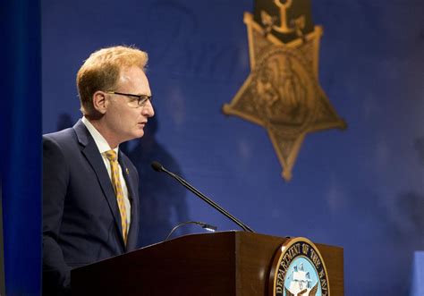 Medal Of Honor Recipient Master Chief Britt Slabinski Inducted Into