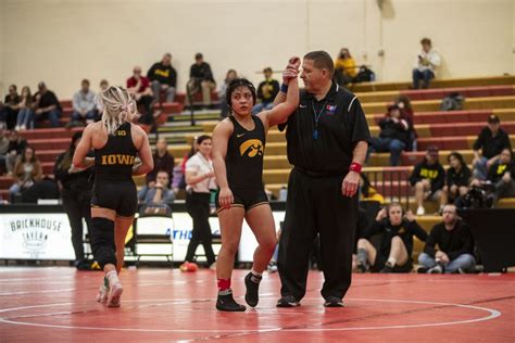 Iowa Womens Wrestlings Clarissa Chun Named Usa Womens Wrestling