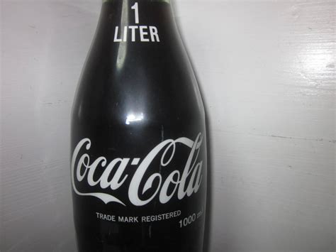 Yahooオークション 昭和レトロ 超レア物 コカ・コーラ 1リットルサ