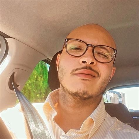 Carlos شهاب gigi kaizen Threads Say more