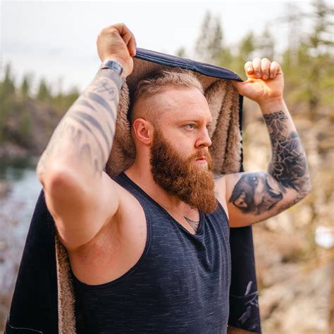 Loki Hooded Blanket Limited Lunafide