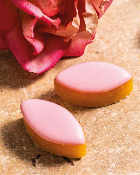 Mini Calissons La Gourmandise En Format Réduit Léonard Parli