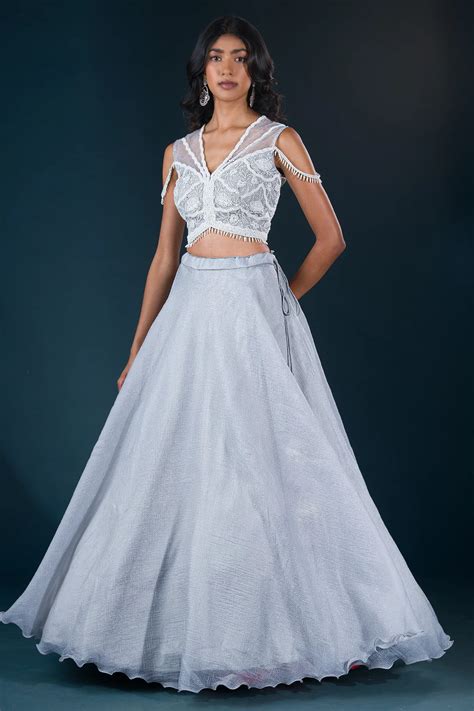 Captivating Curves Where To Find The Perfect Plus Size Lehenga For You