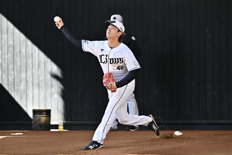 【西武】今井達也が侍ジャパン井端監督の熱視線を大歓迎「せっかくだったら打席に立って」 プロ野球写真ニュース 日刊スポーツ
