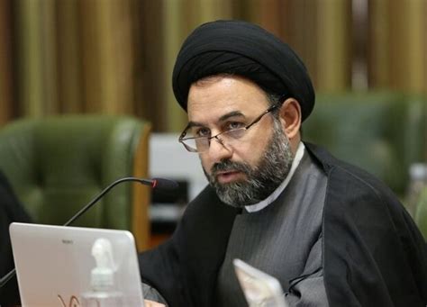 فرارو پیشنهاد حضور ارتش در شهر برای برخورد با بی حجابی