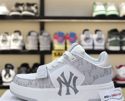 Giày MLB Chunky Liner Mid Denim New York Yankees Gray Like Auth Roll Sneaker