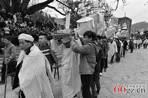 布依族办斋 贵州关岭布依族丧葬习俗 贵州旅游在线