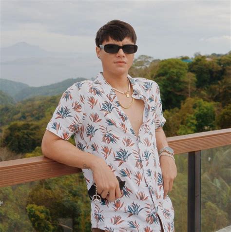 Pin By Gladys Empenado On Ronnie Alonte Mens Tops Men Casual Ronnie
