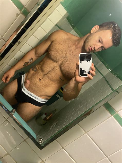 Fully Naked In Of Special Request Scrolller