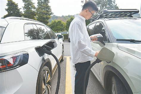 陸新能源車滲透率 挑戰35 日報 工商時報