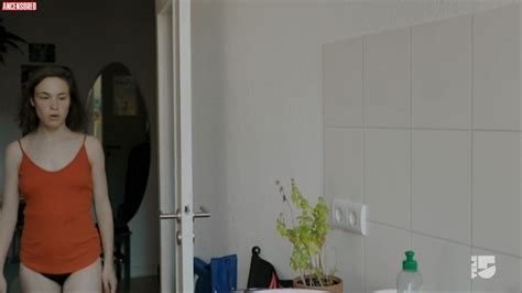 Victoria Schulz Nude Pics Page 1