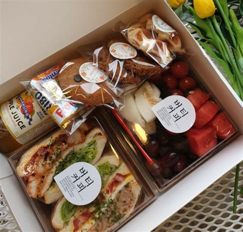 익산샌드위치샐러드카페맛집 버티커피컵과일전문점 샌드위치과일도시락애플쥬스쿠키마들렌머핀등 고급10종세트 선물박스보고가실래요 군산전주익산선물답례품 익산선물포장