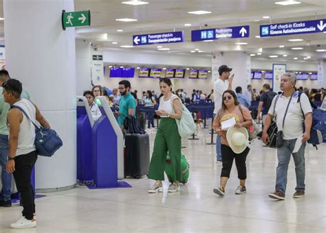 El Aeropuerto De Cancún A Tres Operaciones De Los 600 Vuelos