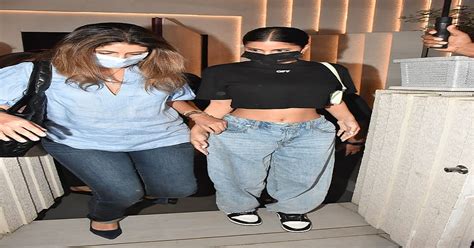 Photos Suhana Khan Flaunts Her Toned Midriff