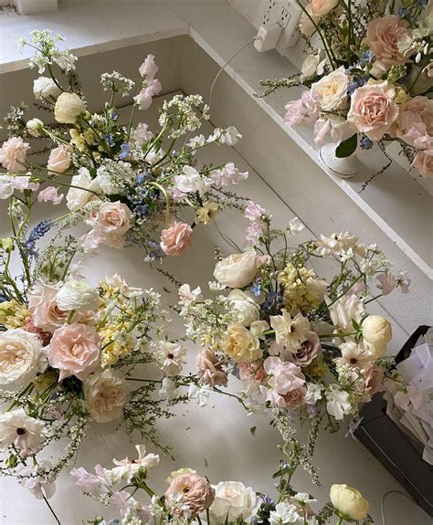 Brie Pflederer Spring Flowers Instagram Post