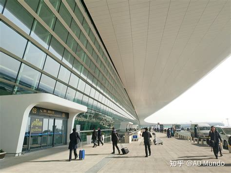武汉天河机场T3航站楼白得太彻底了 知乎
