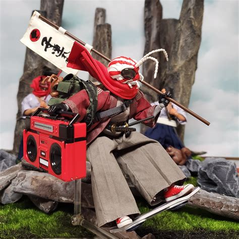 Oldie But Goodie I Know But Lone Roach Is Still My Favorite Mezco Roach