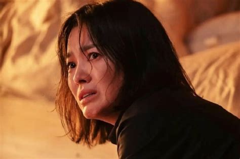 Netflix《黑暗榮耀》第2部：與一心復仇的恨意同樣重要的，是黑暗中依舊存在的善良與愛