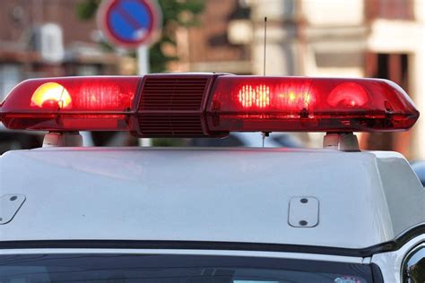 豊明で女性2人はねられる、50代くらいの1人が死亡 母娘か？道路を横断中 47news（よんななニュース）