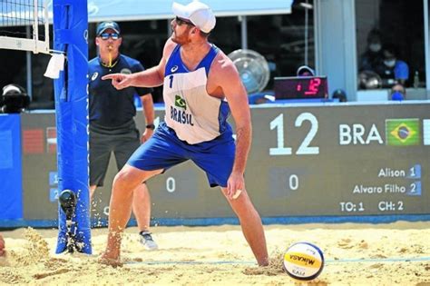 Sem medalhas em Tóquio vôlei de praia passa por crise no Brasil