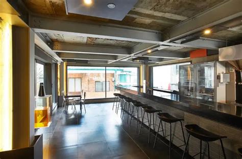 노출콘크리트에 금속 느낌을 더한 모던빈티지 요리주점 인테리어 마포구 연남동 노출콘크리트에 금속 느낌을 더한 모던빈티지 요리주점 인테리어 마포구 연남동