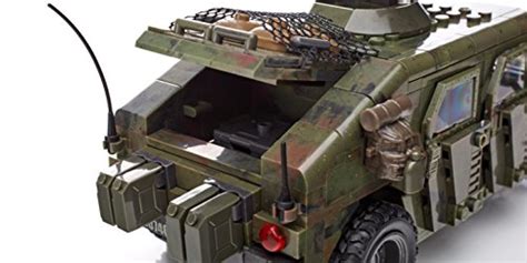Mega Bloks Call Of Duty Armored Vehicle Charge Construction Set