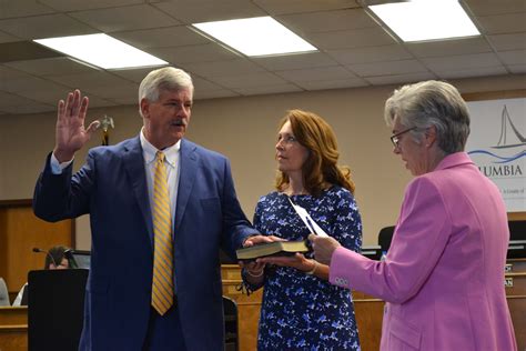 Carraway Sworn In As Columbia County District 3 Commissioner The