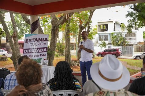 Respalda Medida Contra Contaminación Visual En Santo Domingo Este
