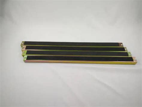 Galvanized Steel Beam Raised Floor Stringer For Woodcore Calcium