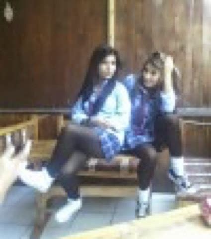 Sexi Liseli Kız Fotoğraflarım frikik veren sexi türbanlı liseli kızlar