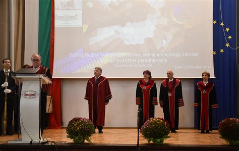 БАН удостои с почетното звание „Доктор хонорис кауза“ италианския ядрен