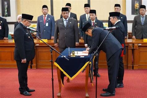 Gubri Edy Natar Resmikan Kepemimpinan Baru Pejabat Pimpinan Tinggi Pratama Dilantik