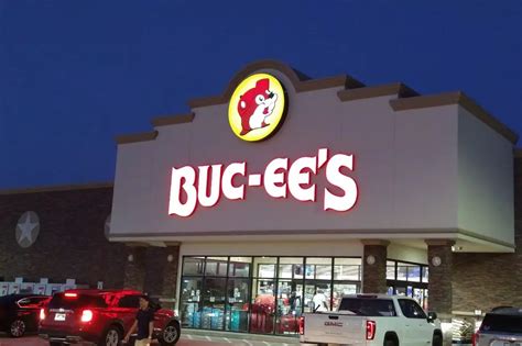 Hilarious And Clever Buc Ees Signs All Texans Need To See