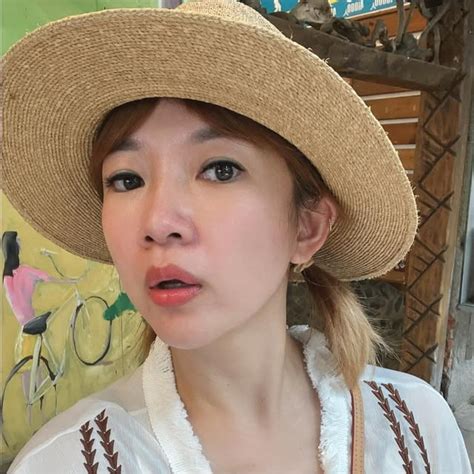 Nicole Lee Nicole1018 • Threads Say More