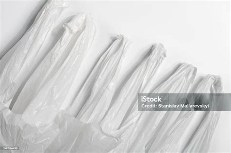 흰색 바탕에 흰색 비닐 봉투입니다 흰색 비닐 봉투 질감 매크로 배경 자연 치료를위한 비닐 봉지 감소 비닐 봉지 사용을 자제하는