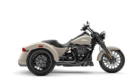 Harley Davidson Freewheeler™ White Sand Pearl 2023 En Vente à Brossard