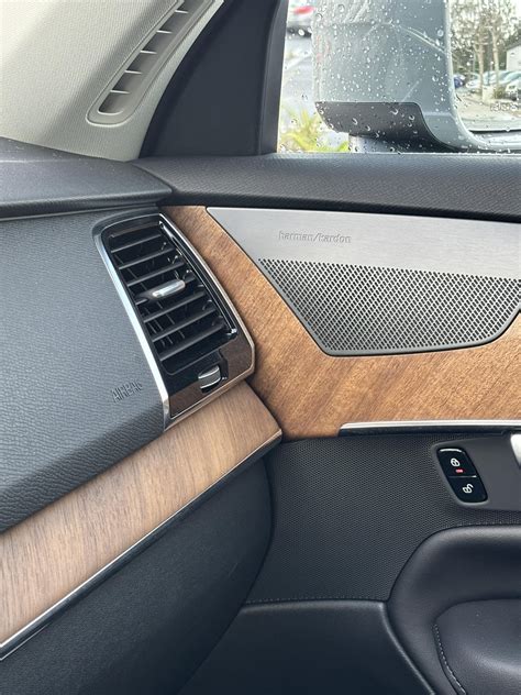 ‘24 Xc90 Mismatched Interior Trim Shadeshue Rvolvo