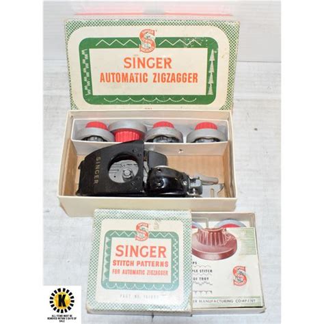 Singer Automatic Zigzagger With Stitch Patterns