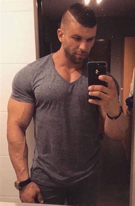 Bodybuilders Muscle Guys Selfies Fitness Mens Tops T Shirt