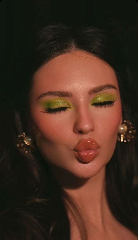 Pin By Rebecca Mendez On 🖤looks🖤 In 2024 Makeup Inspiration Pretty