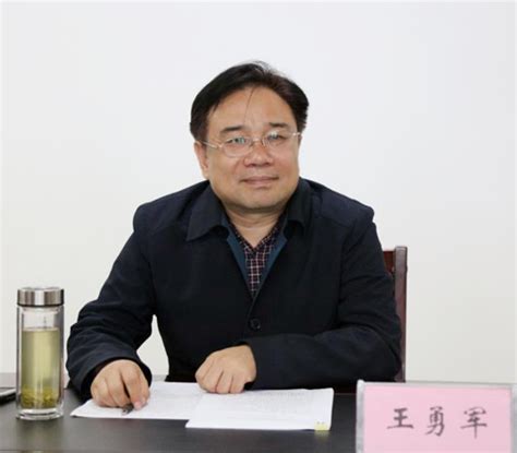 学校召开老干部工作通报会 河南财政金融学院