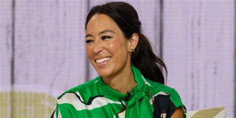 Joanna Gaines Designed A Tiled Accent Wall For Her Latest Reno